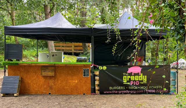 The Greedy Pig - Burgers/hogs/grazing tables - Book on Togather